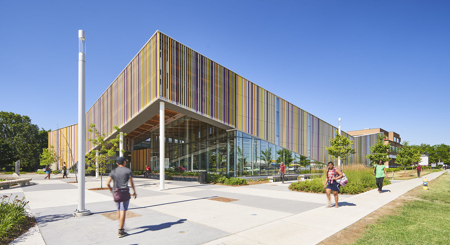 Albion District Library - Carte canadienne des édifices et des lieux primés