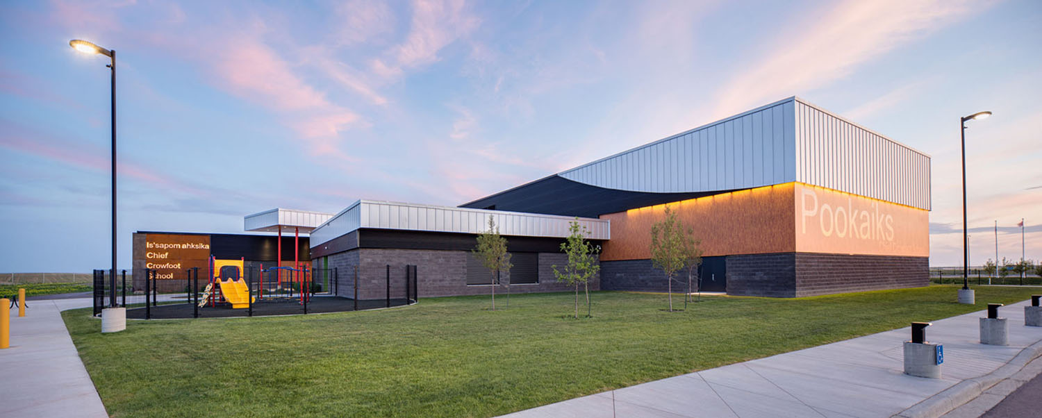 Chief David Crowchild Building - Carte canadienne des édifices et des ...