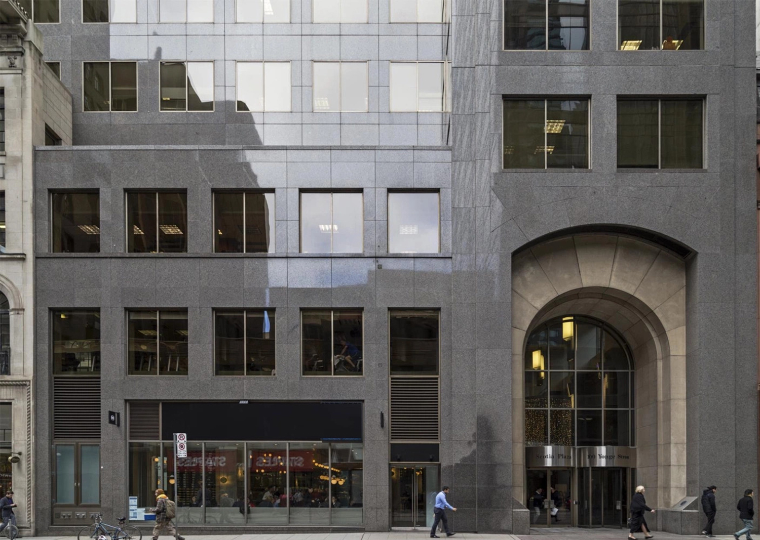 100 Yonge Street - Carte canadienne des édifices et des lieux primés